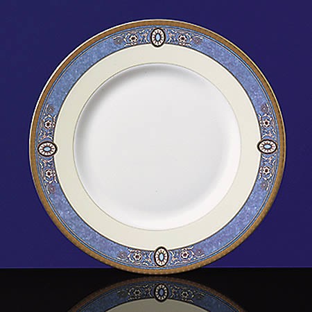 Madeleine Dinner Plate – Hanley-Wood Fine Gifts